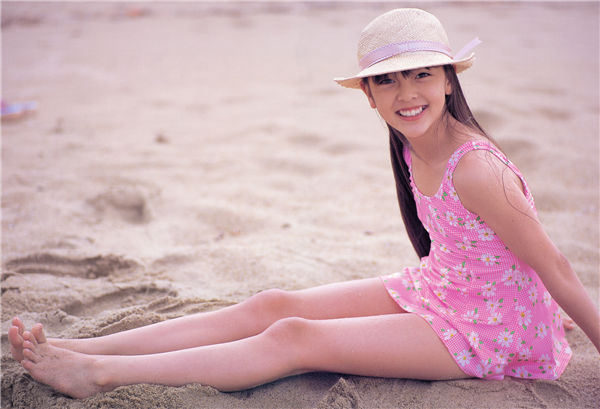 冈本奈月写真集《奈月の四季》高清全本[115p]清晰度：944 1300 大小：50m 张数：115p 猩猩智库 提供高质量日系写真
