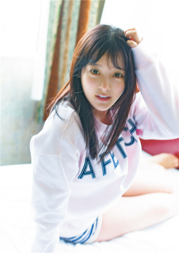 齐藤渚1ST写真集《なぎさ》高清全本[138P]清晰度：1400*1900 / 大小：61M-猩猩智库 - 提供高质量日系写真