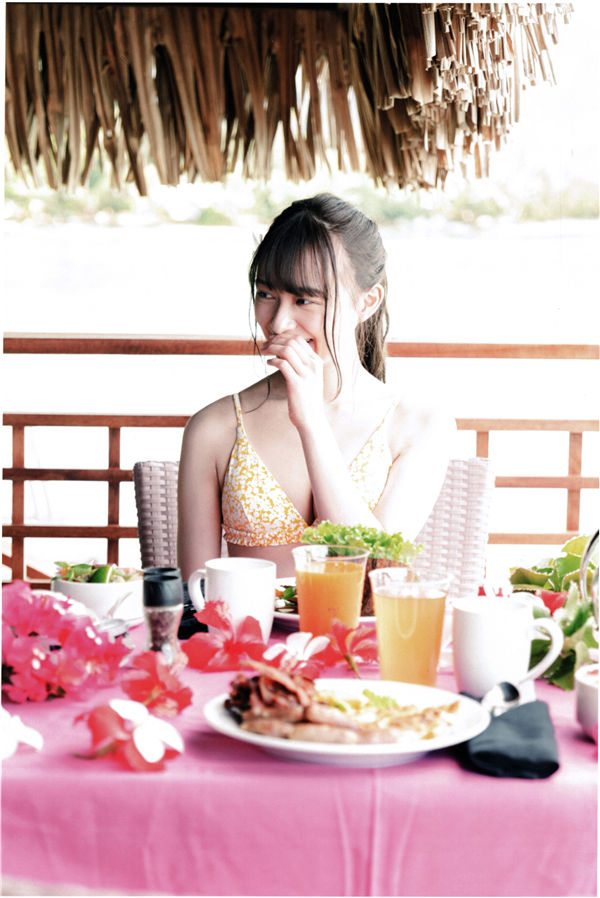 铃木绚音1ST写真集《光の角度》高清全本[114P]清晰度：4300*6200 / 大小：1.2G-猩猩智库 - 提供高质量日系写真