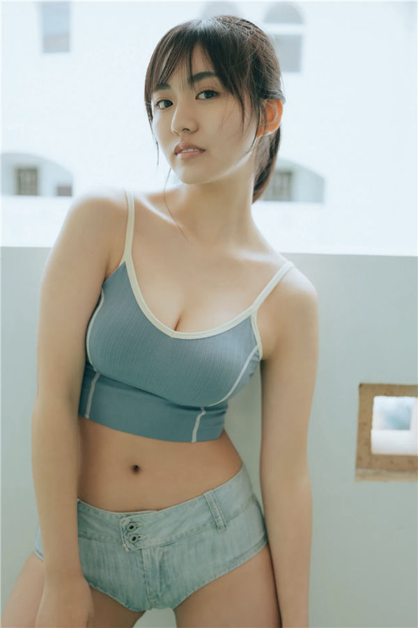 丰田露娜写真集《豊田ルナ 納涼50カット公開》高清全本[58P][ 清晰度：1500*2300 / 大小：105M ]-猩猩智库 - 提供高质量日系写真