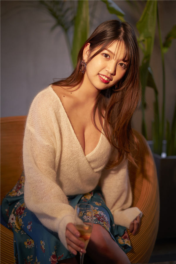 藤乃あおい写真集《Iカップ100cmをお持ち帰り》高清全本[96P]「清晰度：1300*1900/大小：189M」-猩猩智库 - 提供高质量日系写真