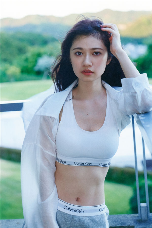 寺田兰世1ST写真集《なぜ、忘れられないんだろう？》高清全本[116P]-猩猩智库 - 提供高质量日系写真